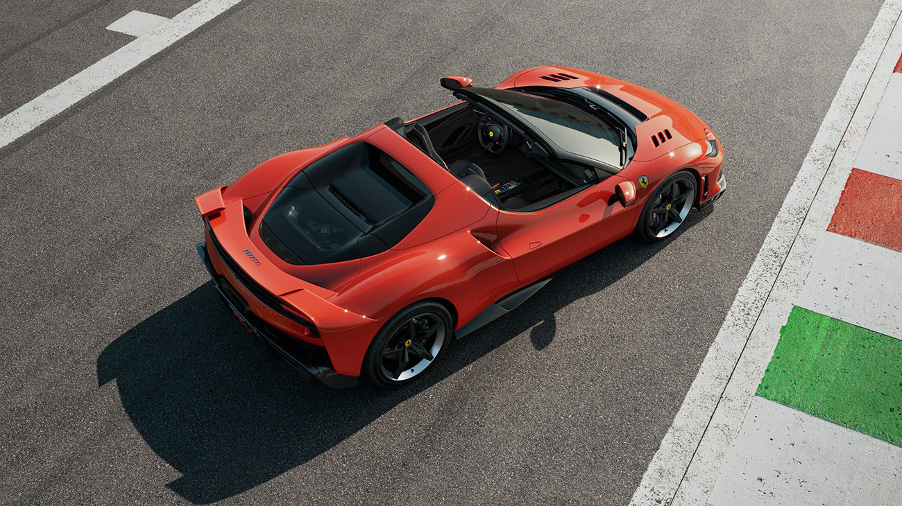 296 Speciale A: en plein air driving thrills reach new heights