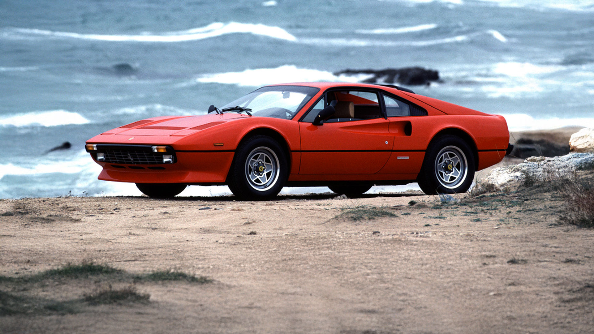 血統：V8ミッドシップエンジン – パート1