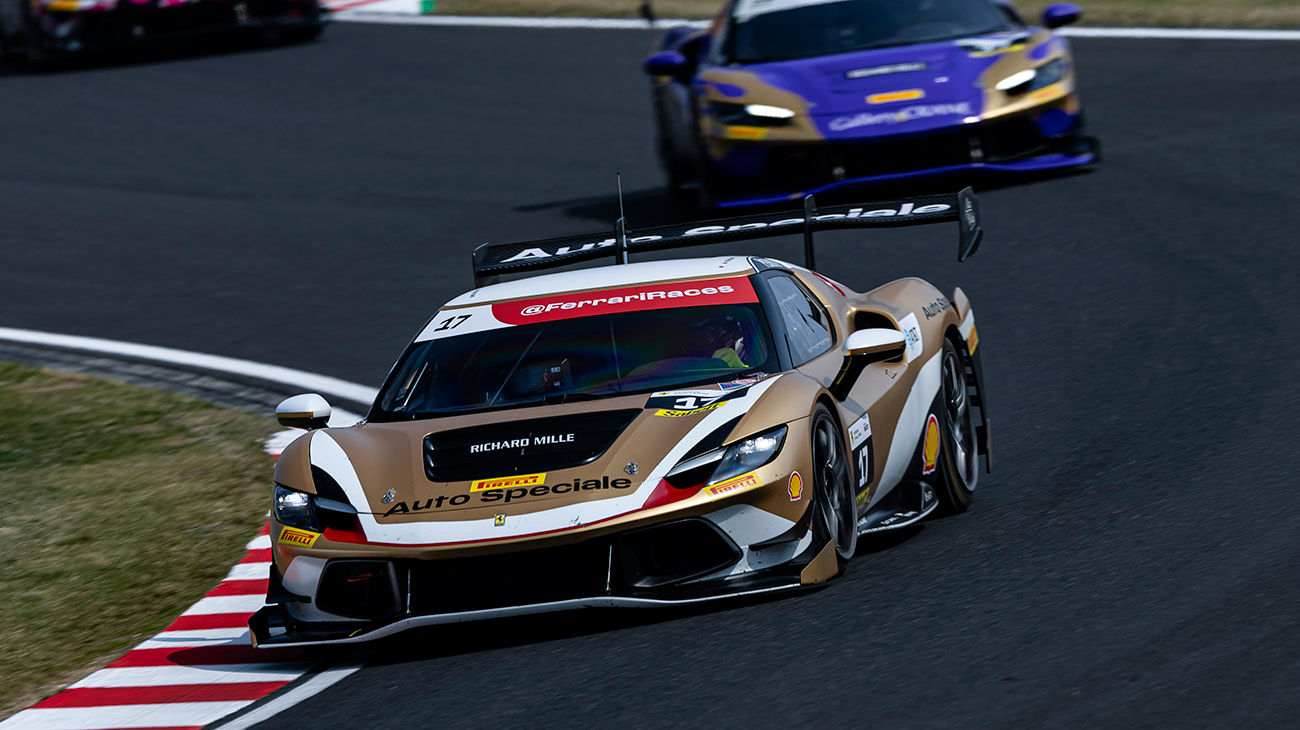 Tsuzuki and Kenbow win Race 1 at Suzuka Circuit
